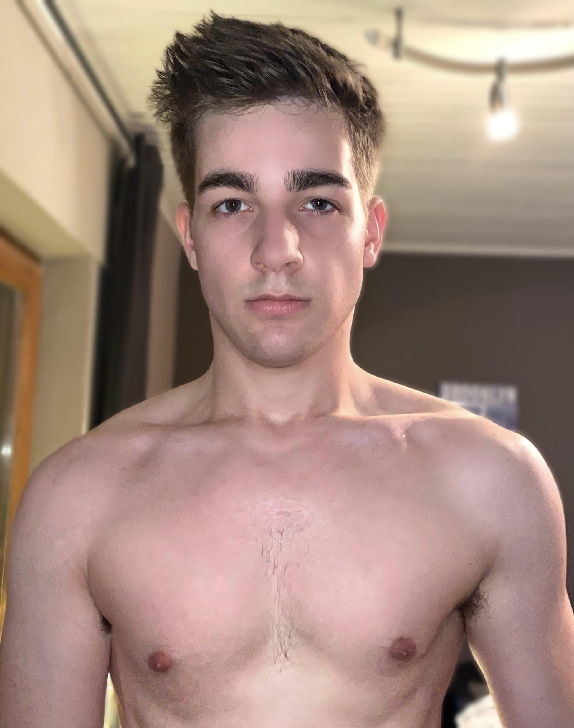 Discover more like AlphaMalePorn: Sweaty after a nice workout 😈 and Related Content | Scrolller