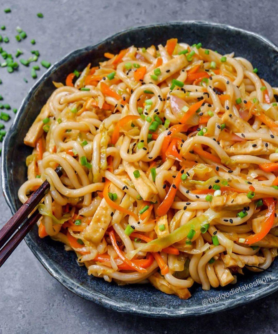 Sweet and Spicy Udon Noodle Stir-Fry | Scrolller