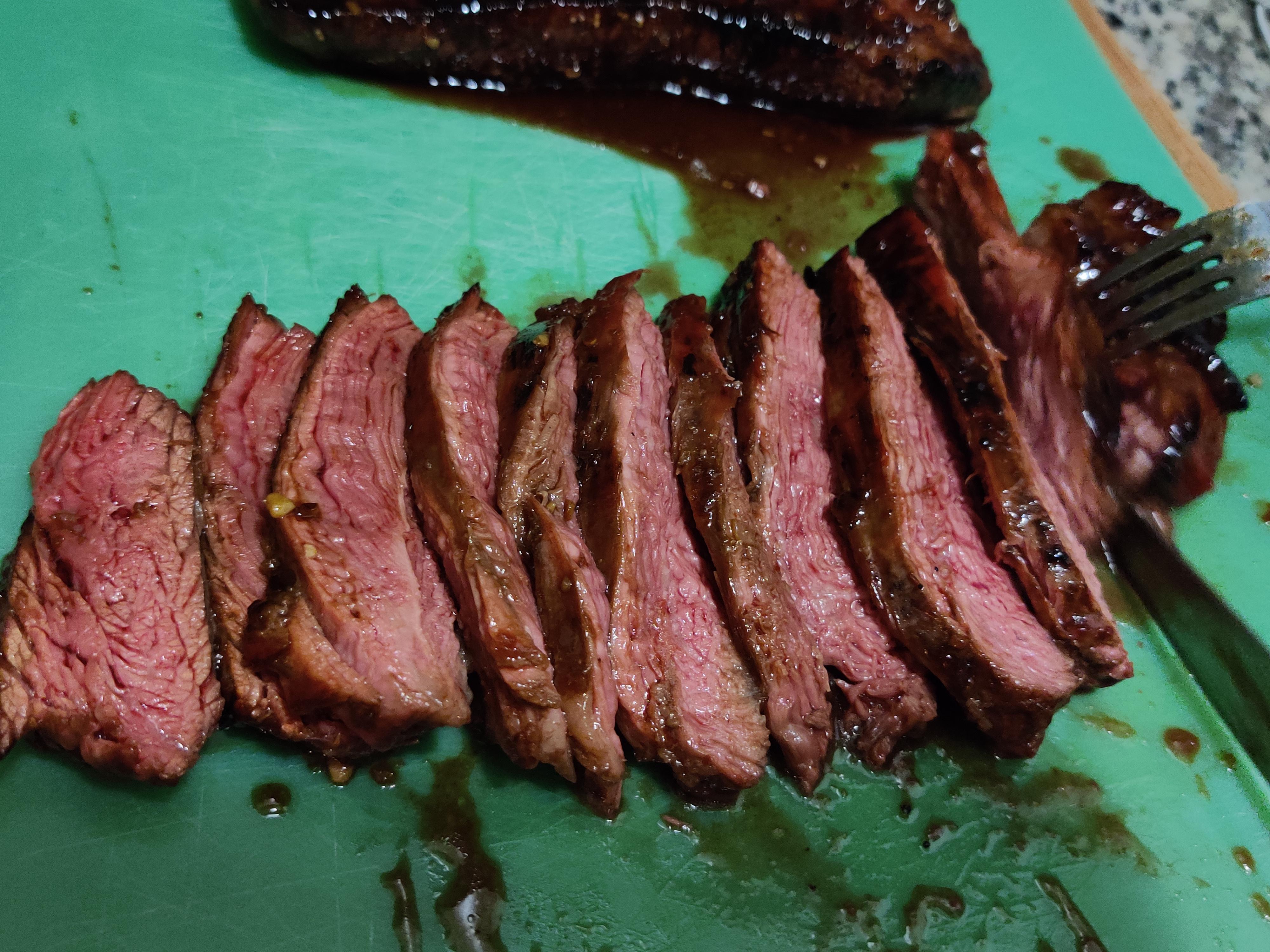 Sweet Chili Garlic Flank Steak | Scrolller