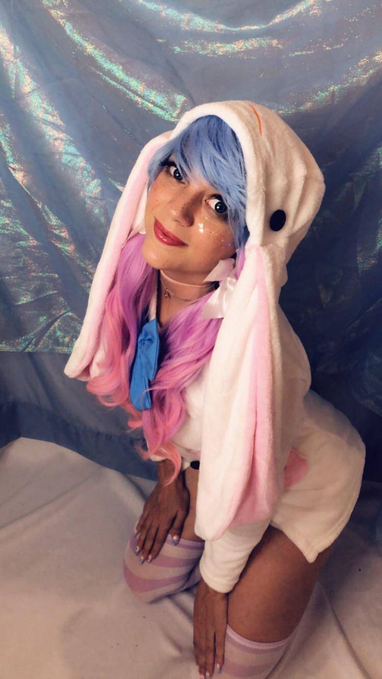 Sweet, soft, snuggle bunny 🥰🥰🥰 | Scrolller