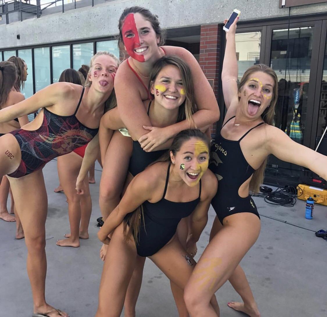 Swimmers | Scrolller