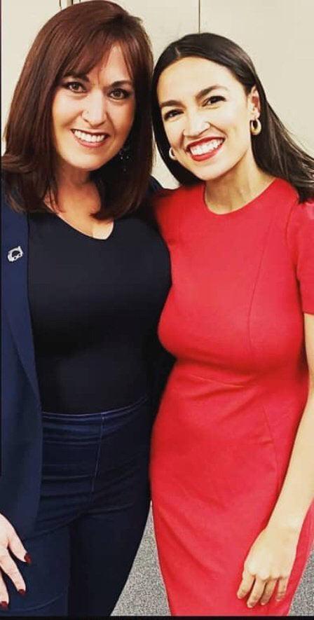 Swing low sweet chariots, those big hanging udders🤤 | Scrolller