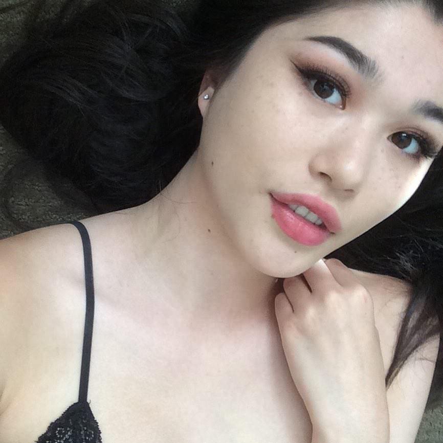 Taiwanese/British | Scrolller