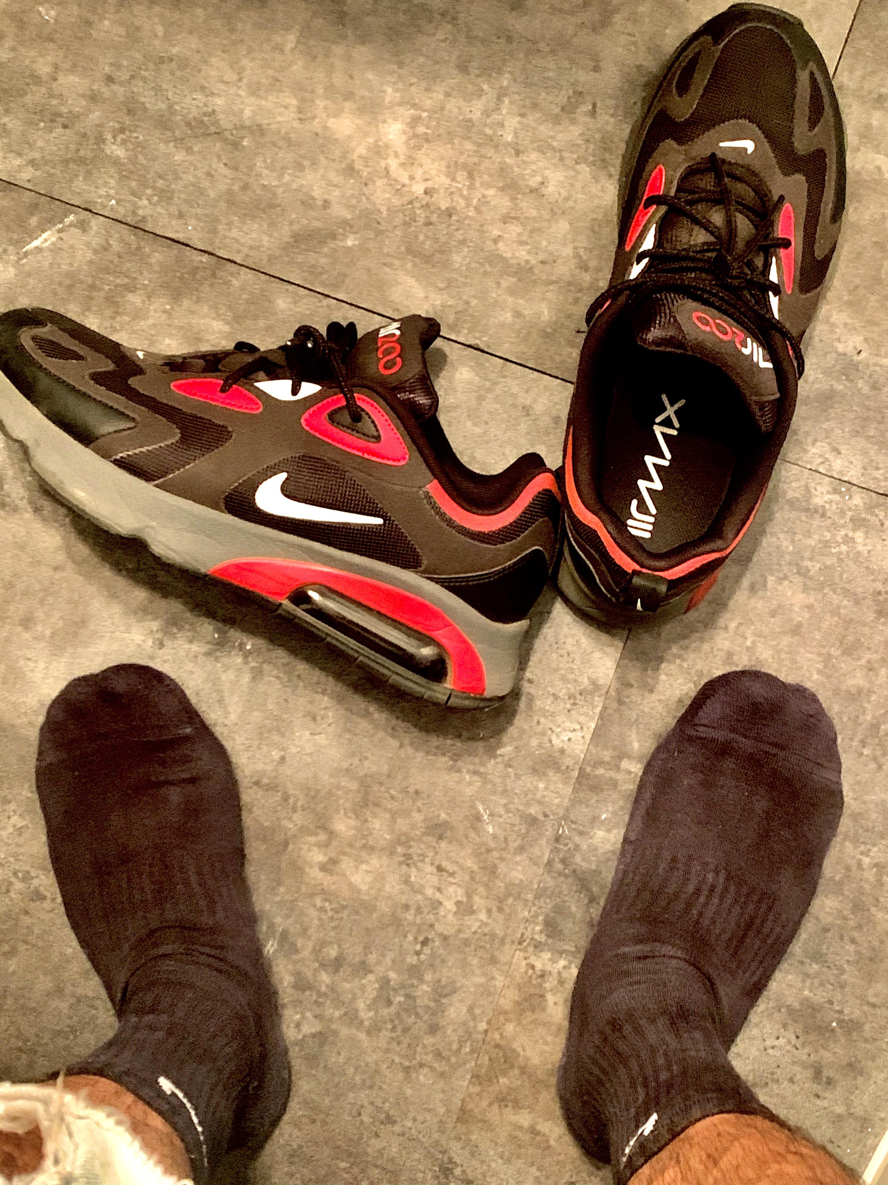 Take em off! | Scrolller