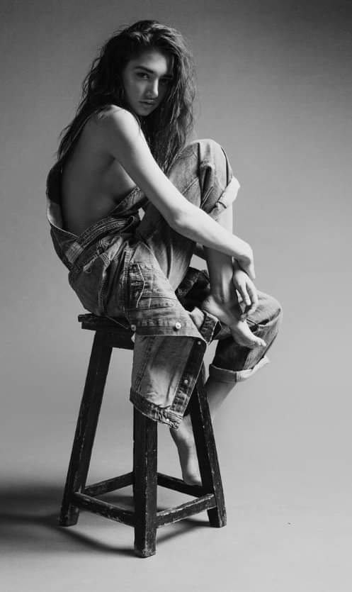 Taking a big ol' sit | Scrolller