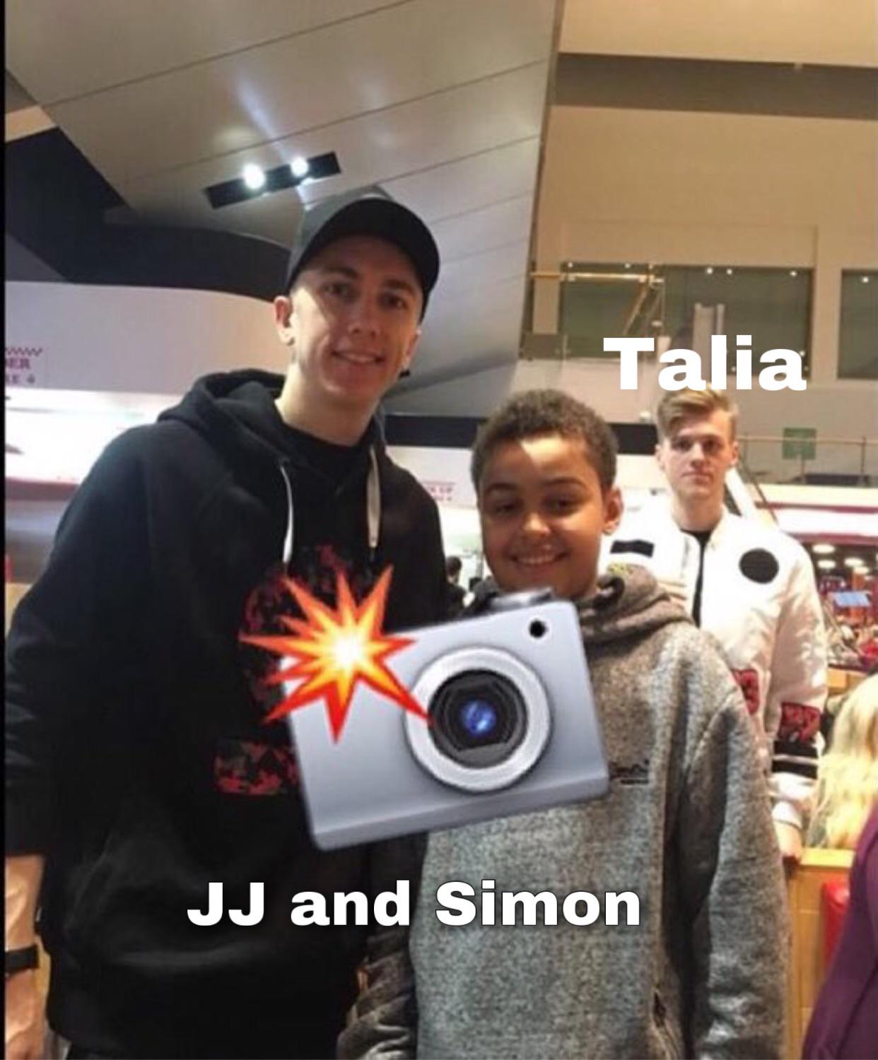 Talia waiting for her turn | Scrolller