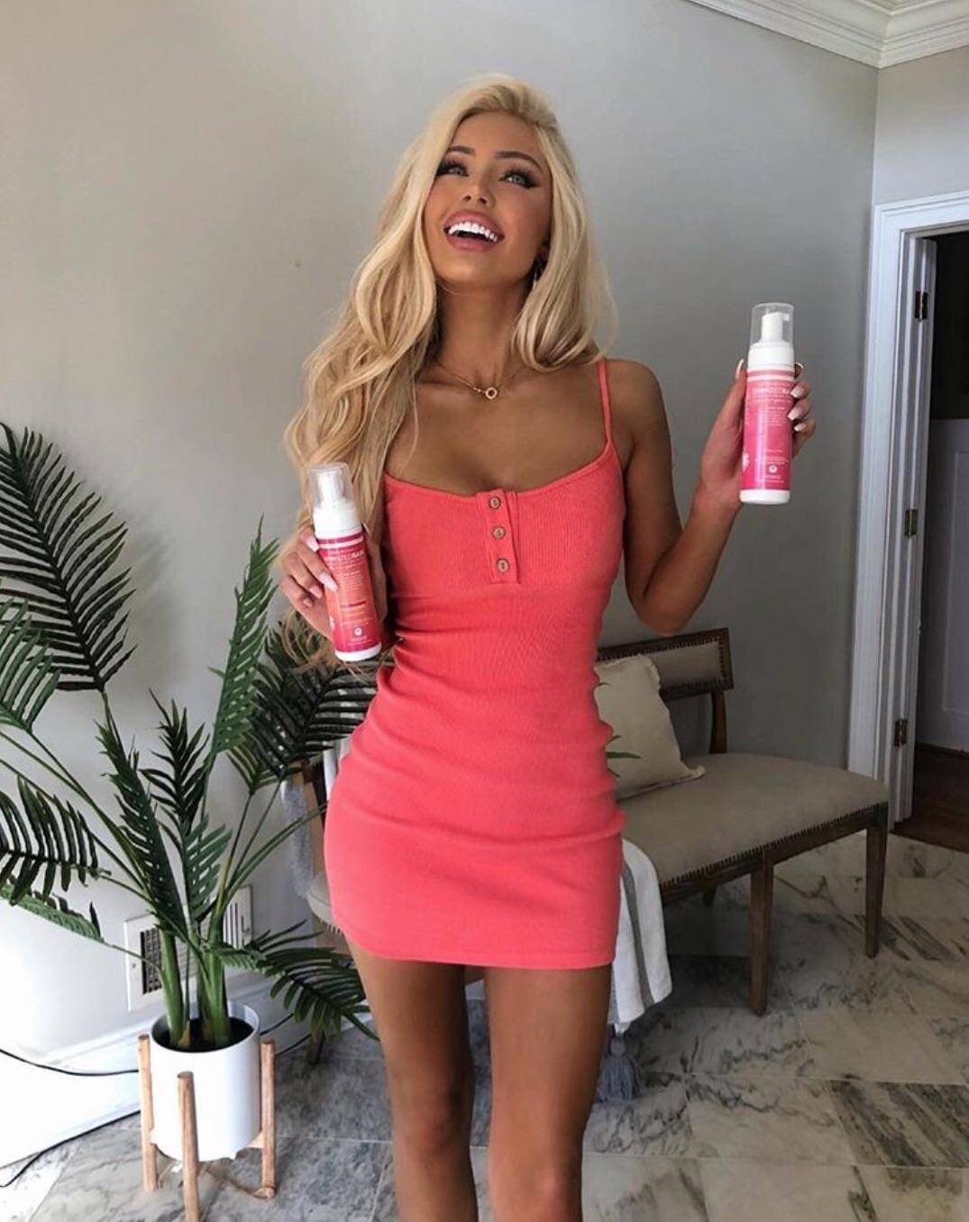 Tanning mousse | Scrolller