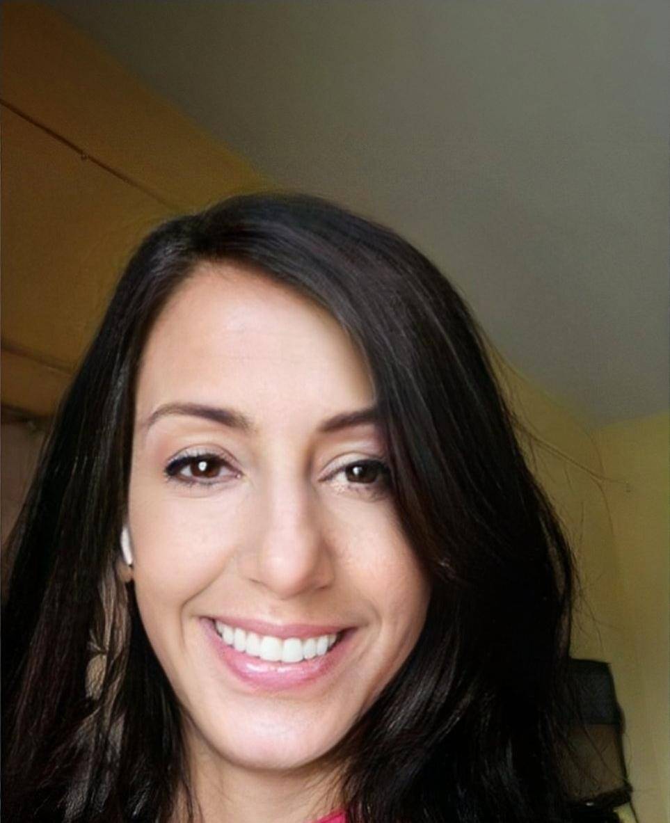 My mom is hott | Scrolller