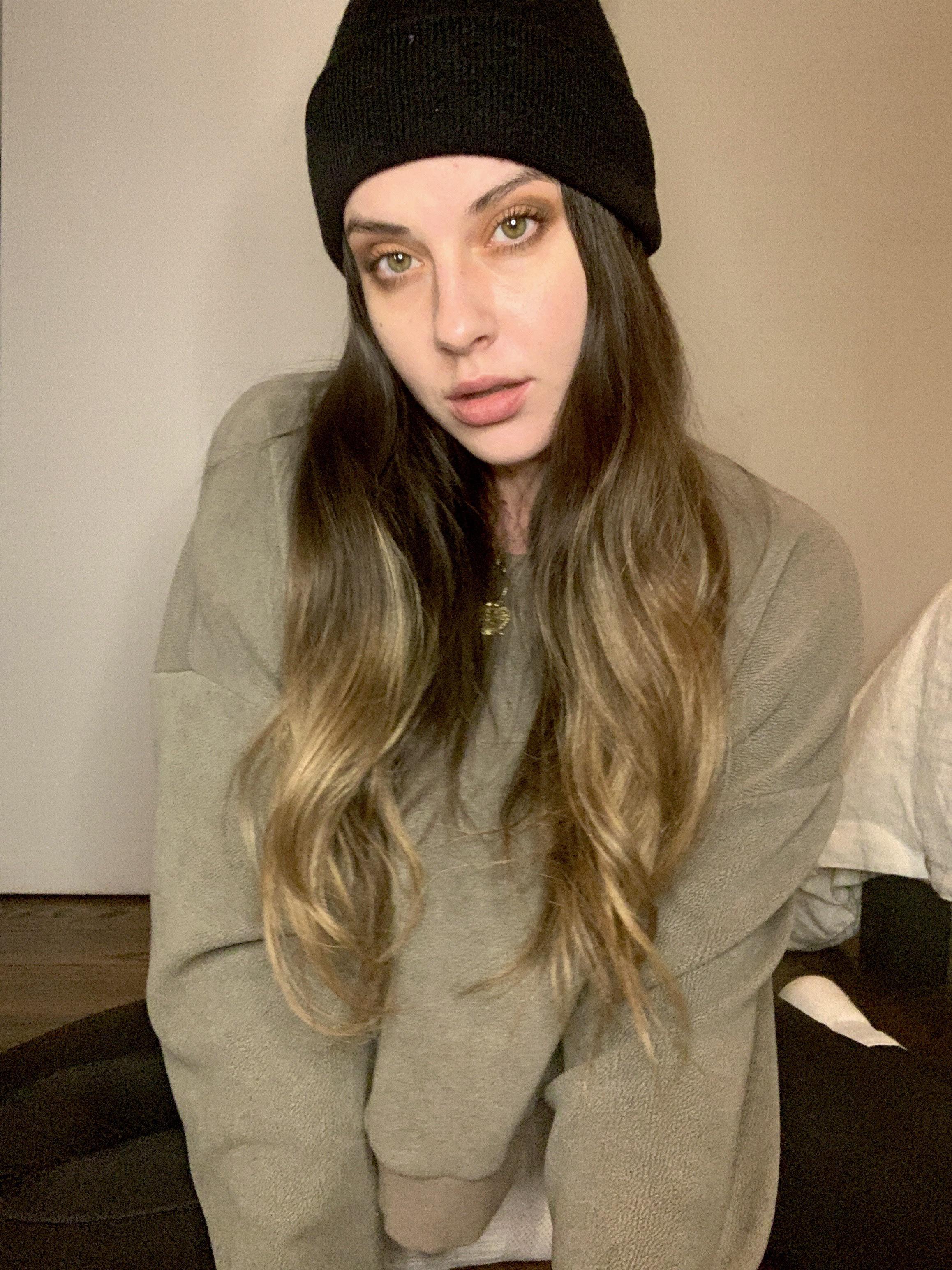 Tell me a secret | Scrolller