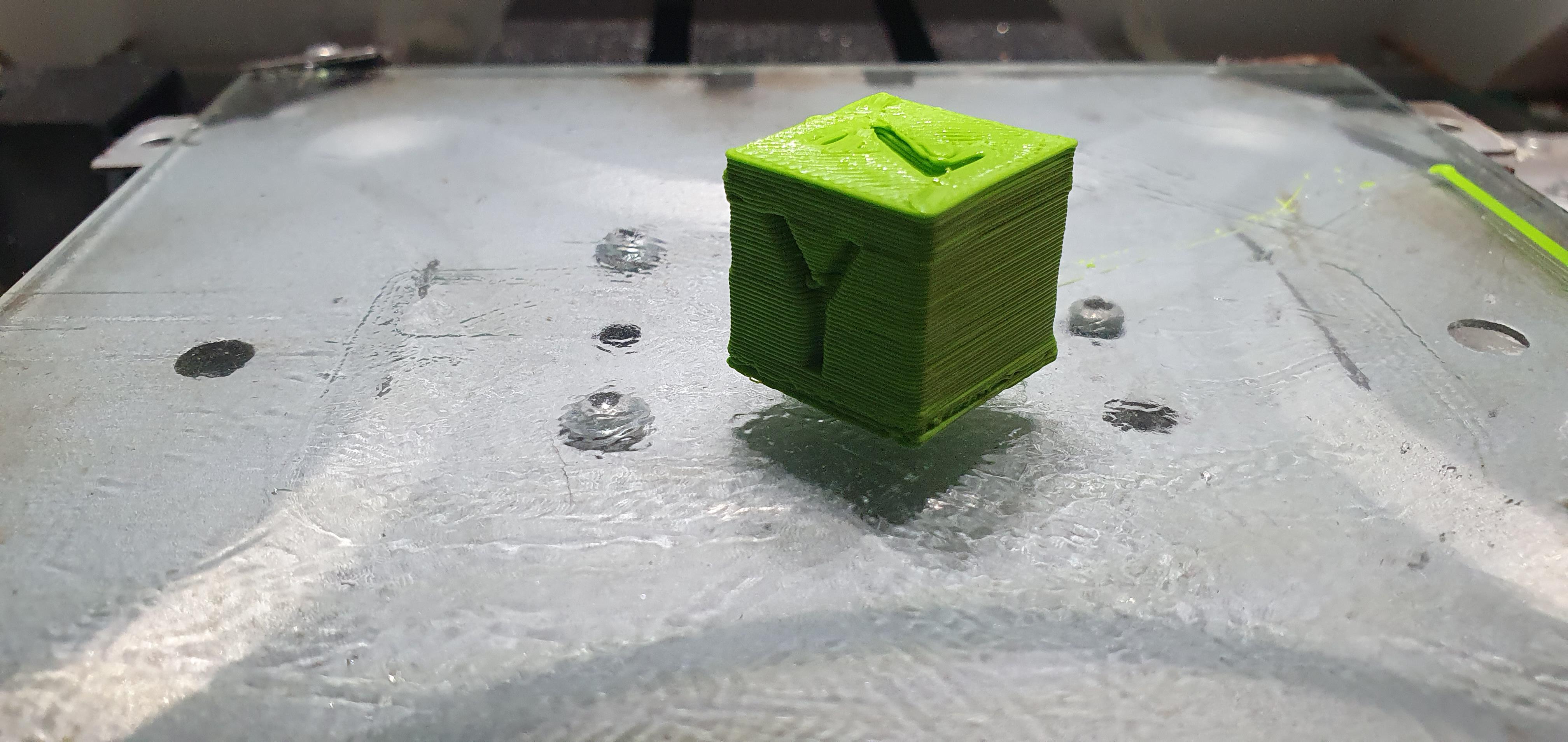 Terrible calibration cube | Scrolller