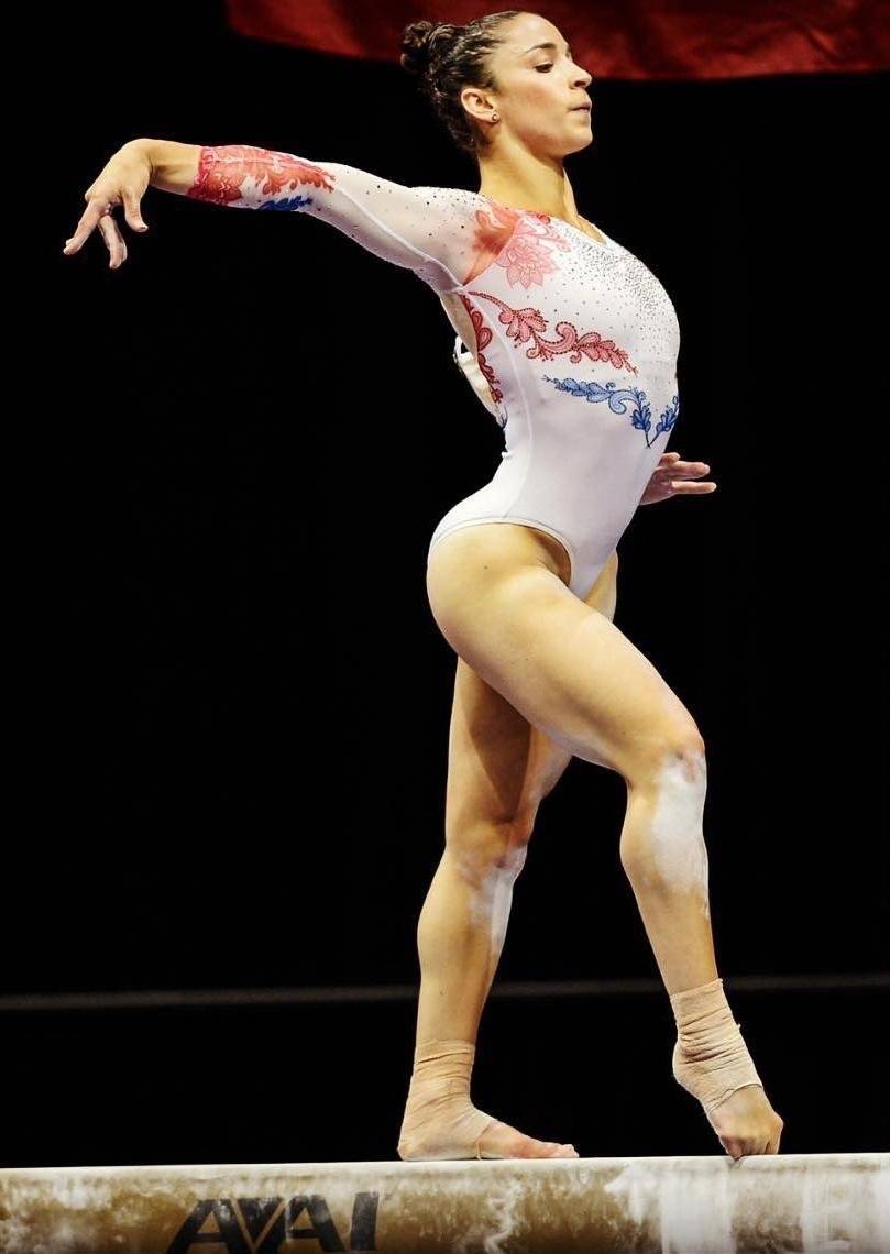 That back arch | Scrolller