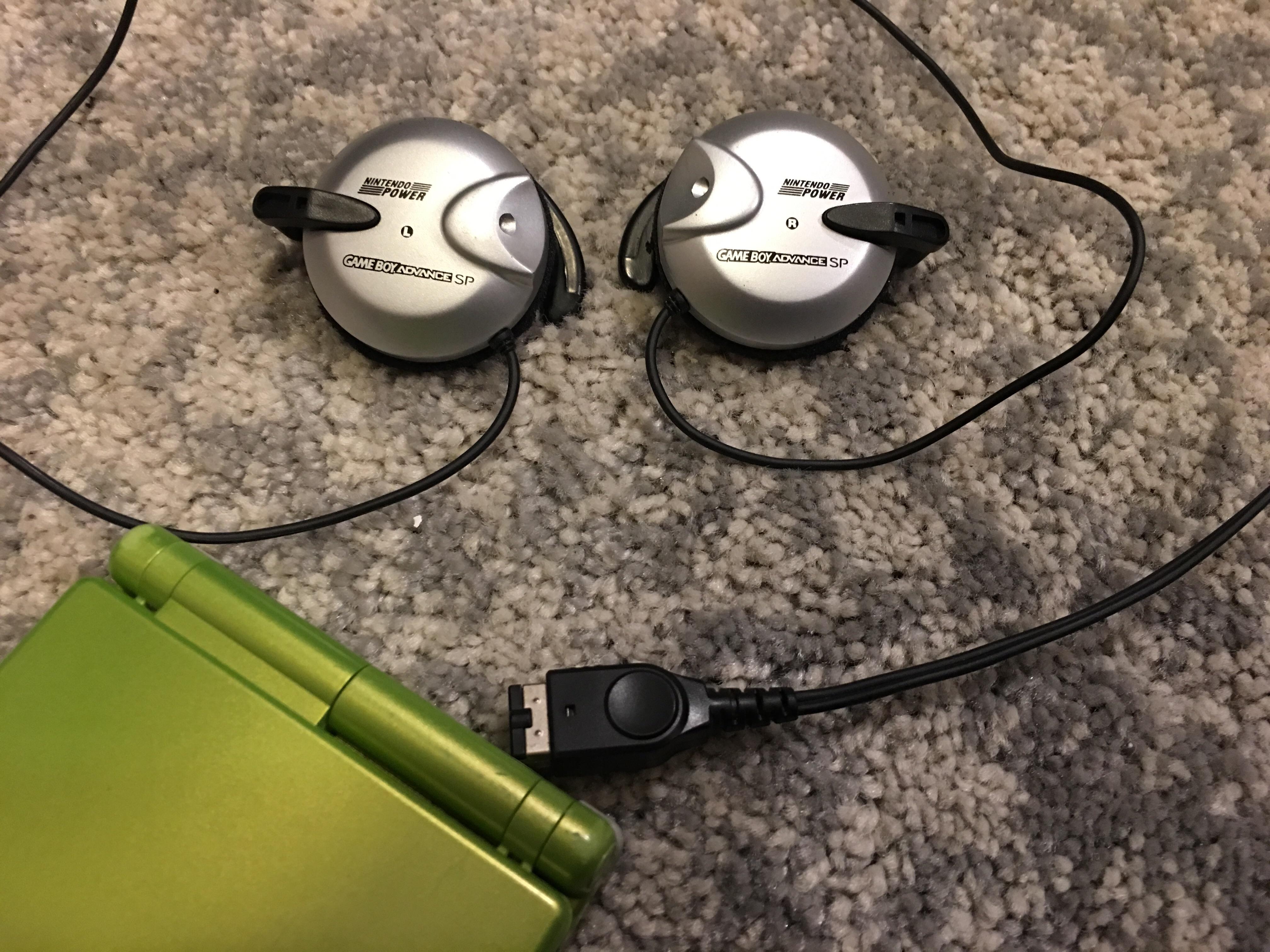 That one time Nintendo made official GBA Headphones... | Scrolller