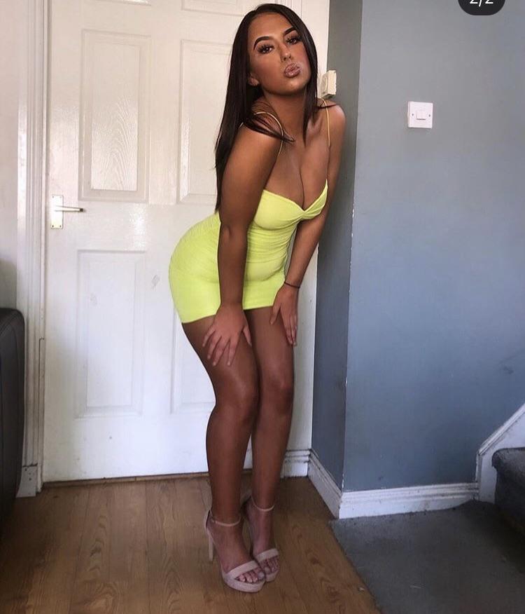 That pose;)) | Scrolller