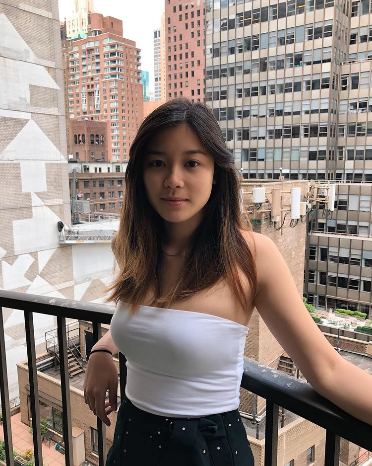 That stare | Scrolller