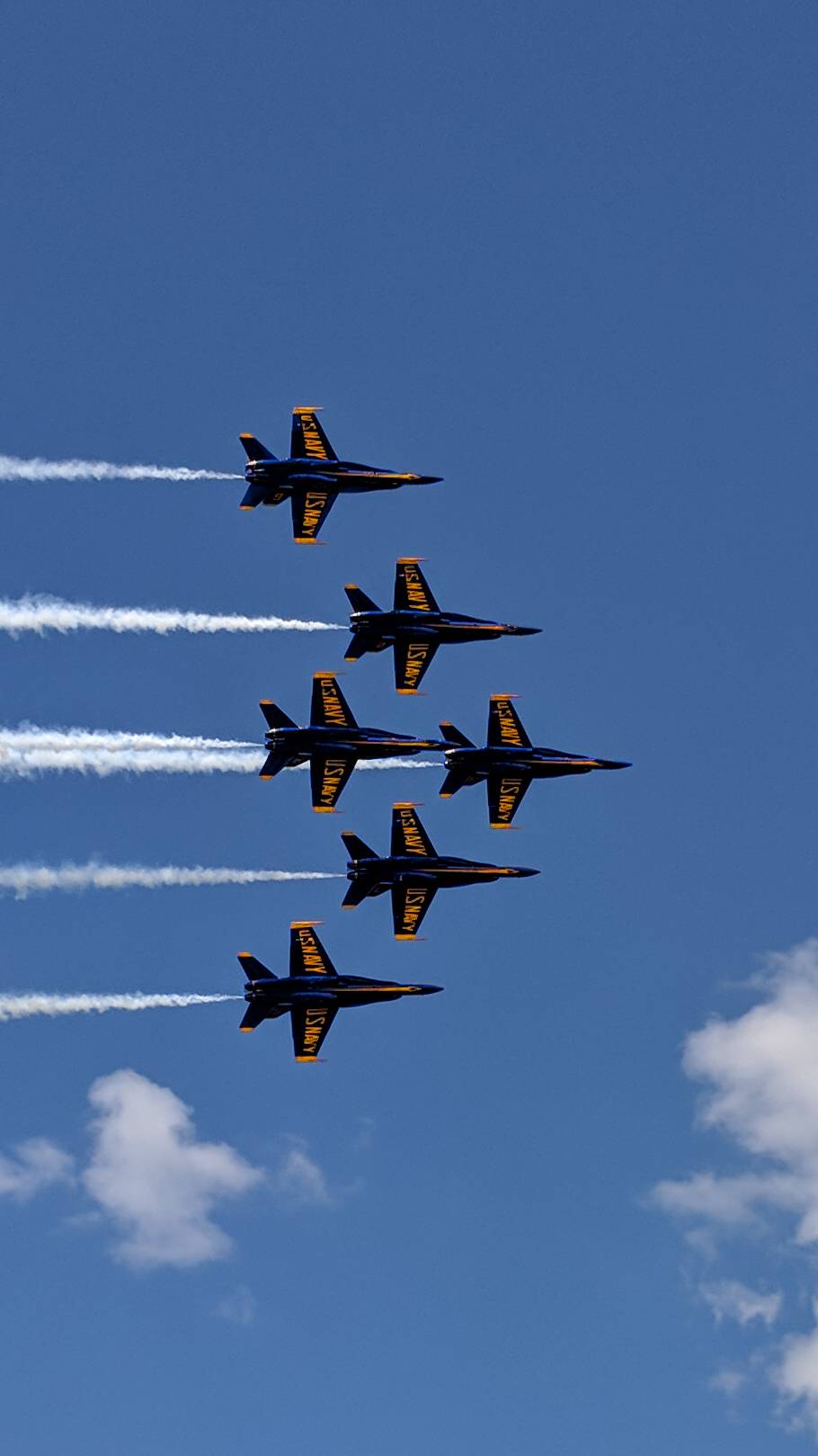The Blue Angels in Annapolis | Scrolller