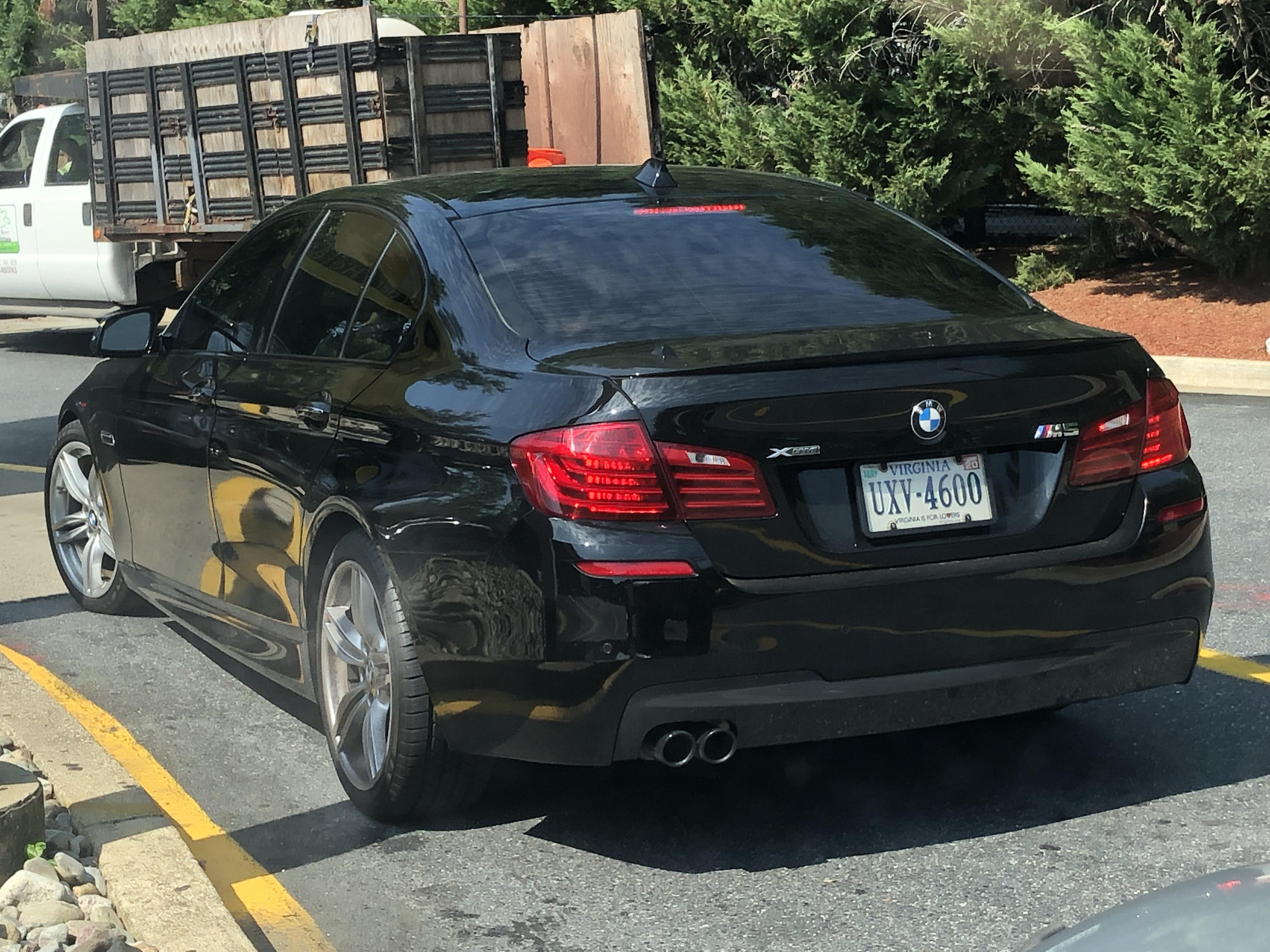 The elusive single exhaust BMW M5 Xdrive | Scrolller