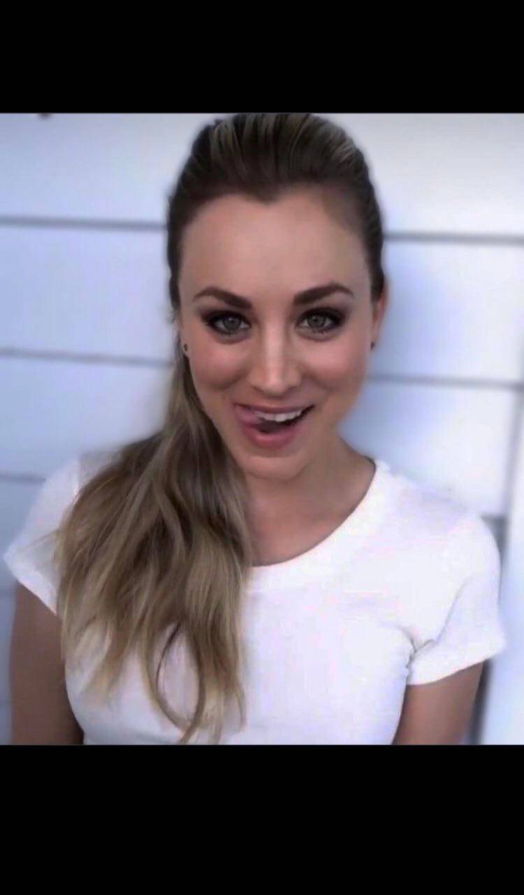 How Kaley Cuoco reacts when I pull out my cock | Scrolller