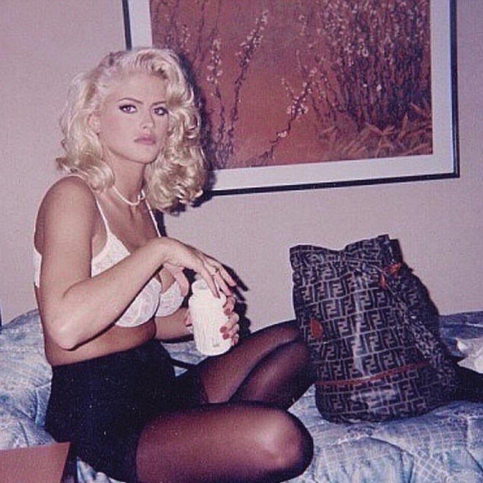 The Legend | Scrolller