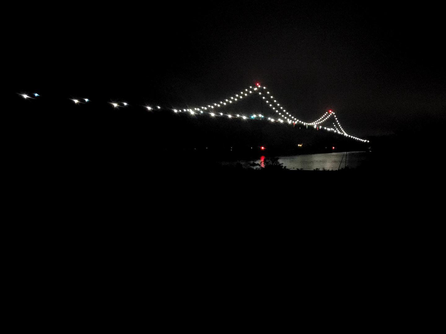 The Mount Hope Bridge illuminated on a warm, summer night. Portsmouth->Bristol, Rhode Island [OC ...