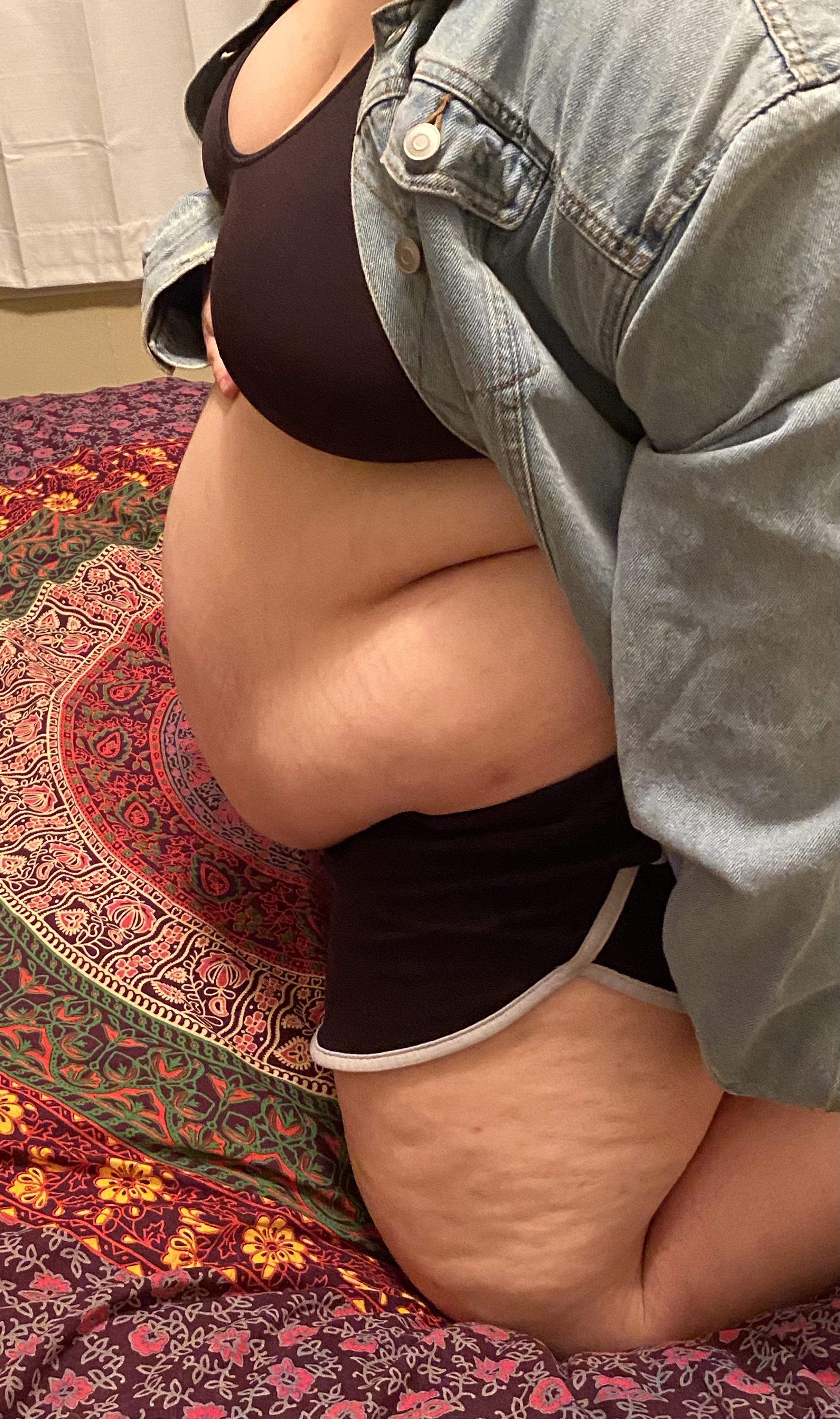 The poor buttons on my jacket were struggle today 😅 | Scrolller