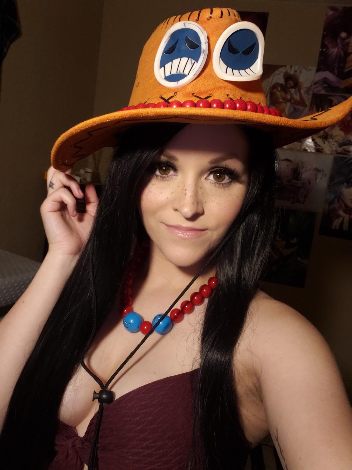 The wife as her make shift Ace. | Scrolller