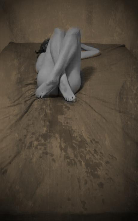 Then she shrugged her shaky legs on the wet mattress...😘 | Scrolller