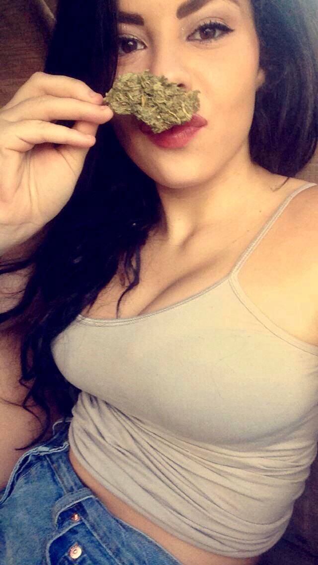 There’s no way you can hide those | Scrolller