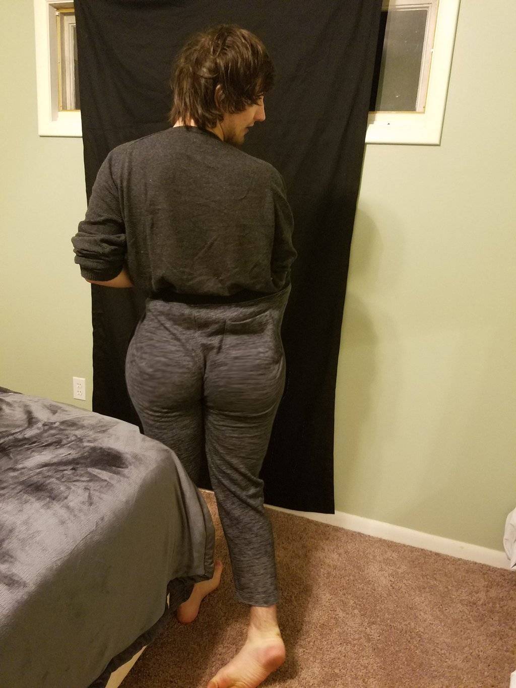 Thicc Jones | Scrolller