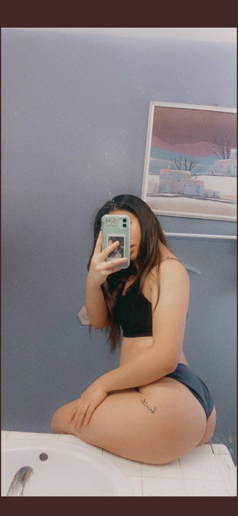 thick where it counts 😘 | Scrolller