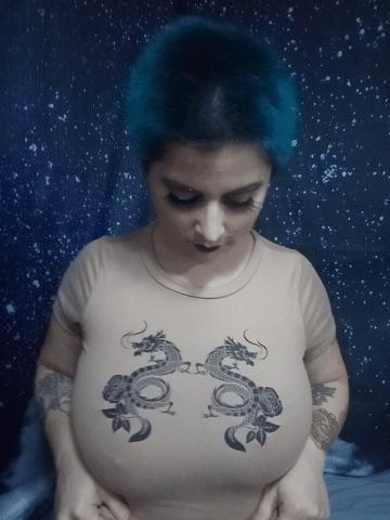 Jiggle jiggle 😜 | Scrolller