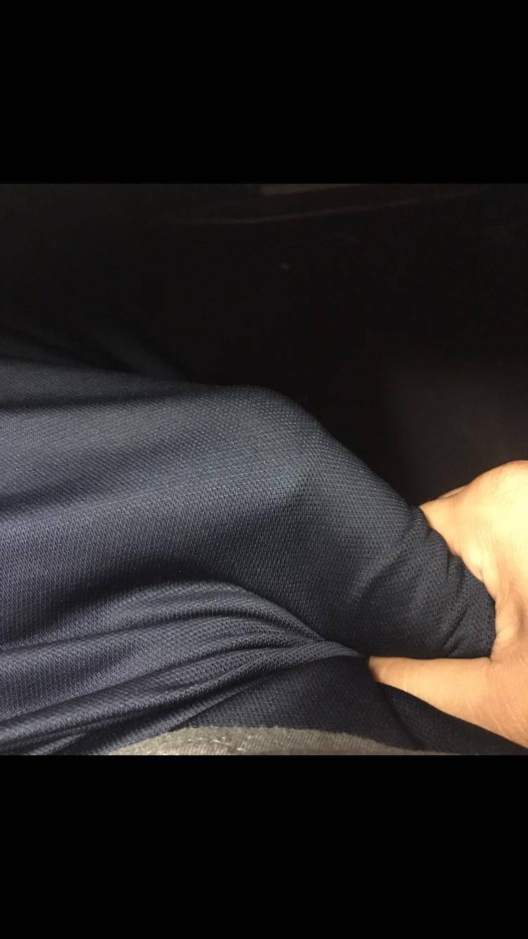 This bulge is giving me a handful at work | Scrolller