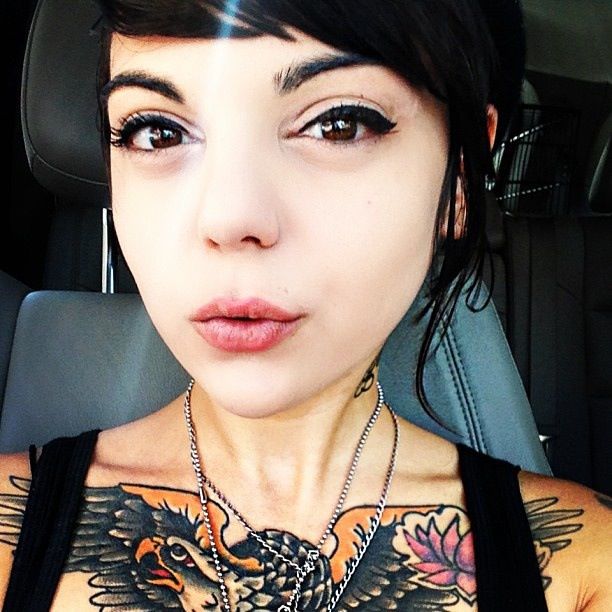 This is my face. There are many like it but this one is mine. | Scrolller