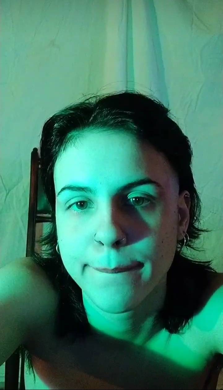 This is my face when i try to concentrate 😌😊 | Scrolller