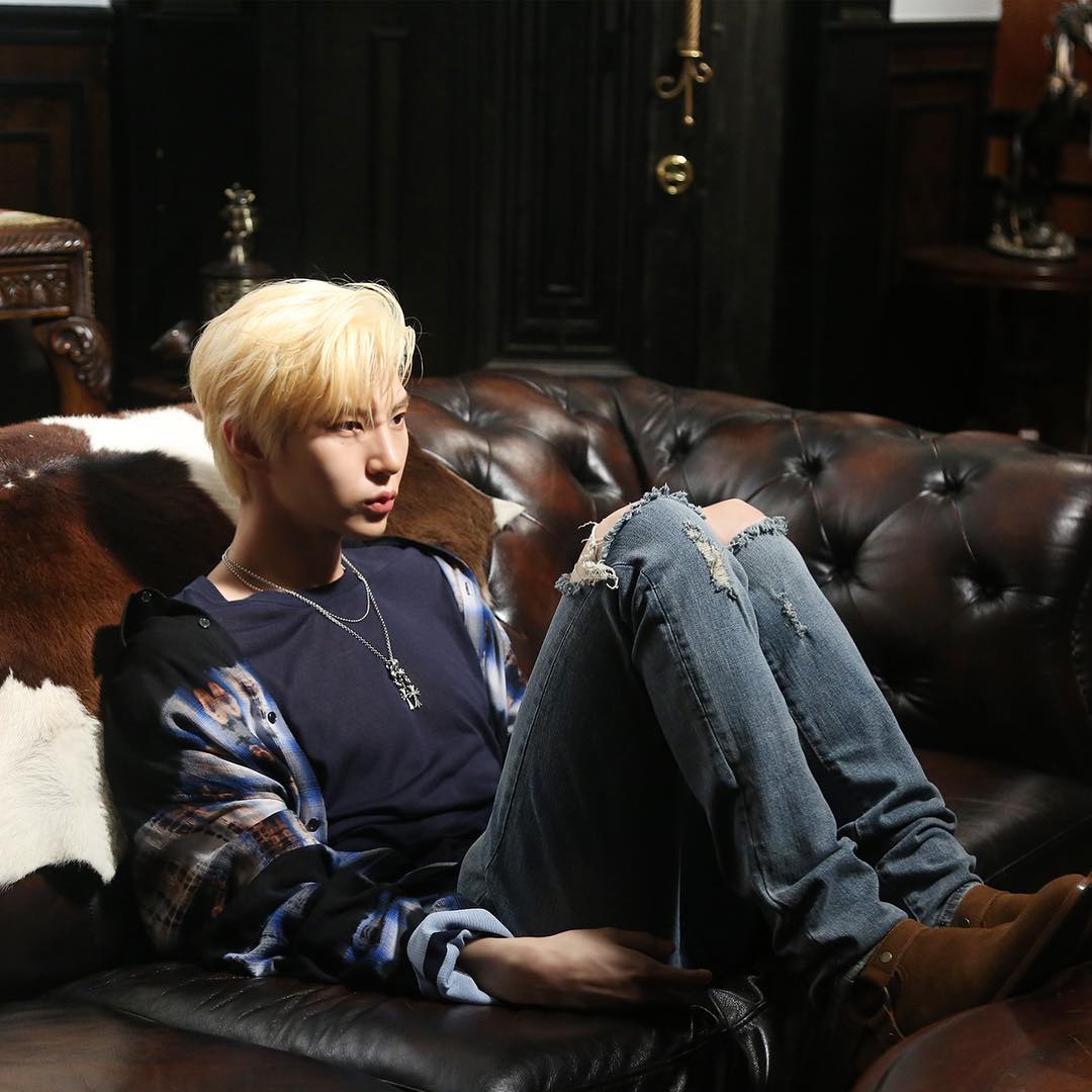 This is my lockscreen... What's yours? | Scrolller