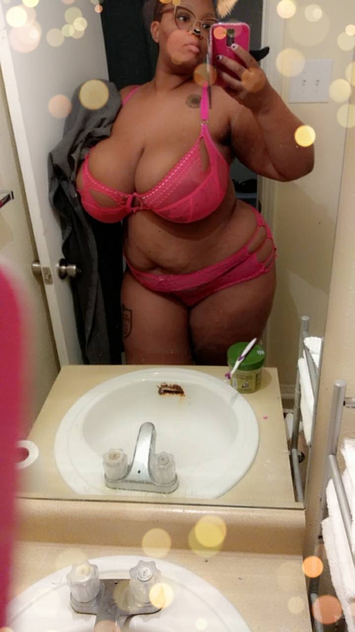 This is what happens when your boobs are huge... you rip bras | Scrolller