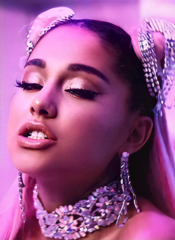 This might be my favorite image of her. Perfect fuck doll lips, perfect slutty makeup and ...