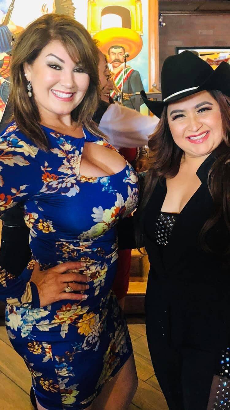 This Milf loves flaunting her amazing body | Scrolller