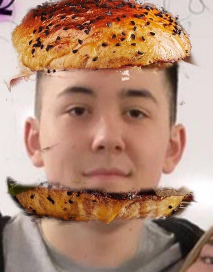 Ray | Pictures | Scrolller