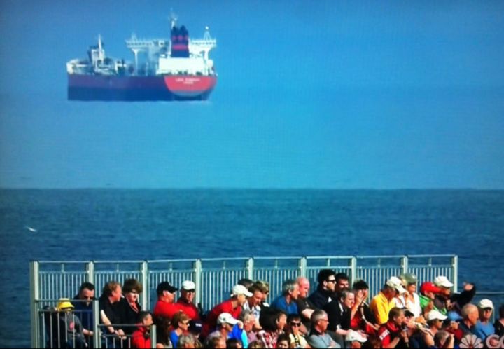 This ship looks like its floating in the sky! (skyrim physics) | Scrolller