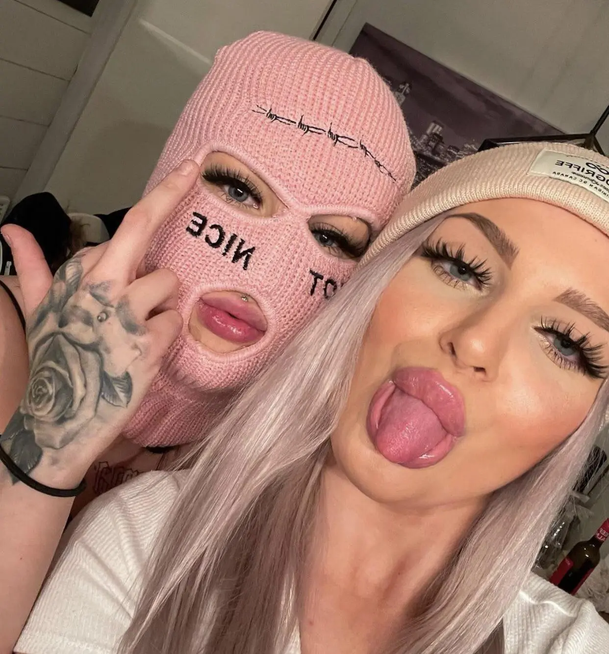 Discover More Like Bimbofetish Those Dsls 🥵 And Related Content