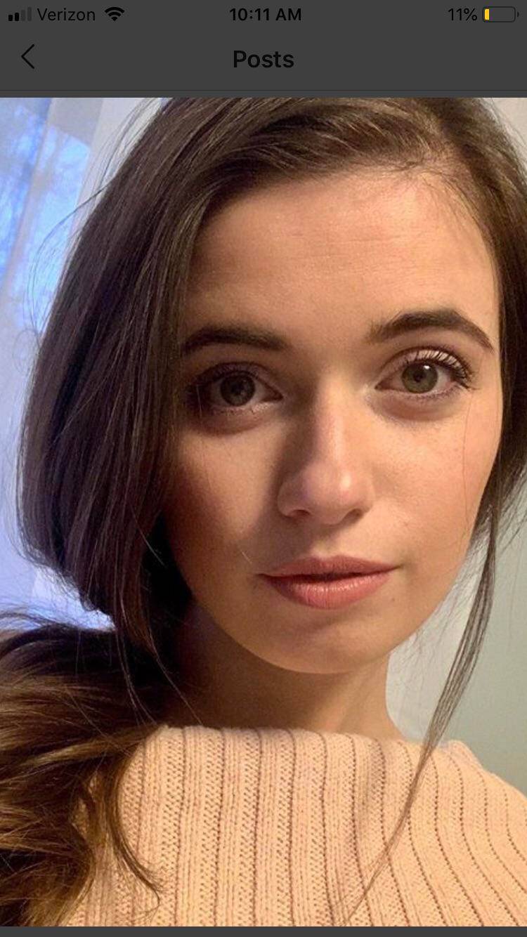 Those eyes and lips! Damn! (Iftr) | Scrolller