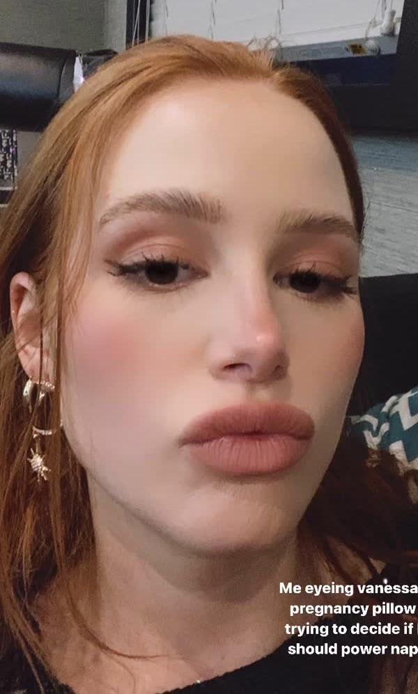 Those full lips! | Scrolller