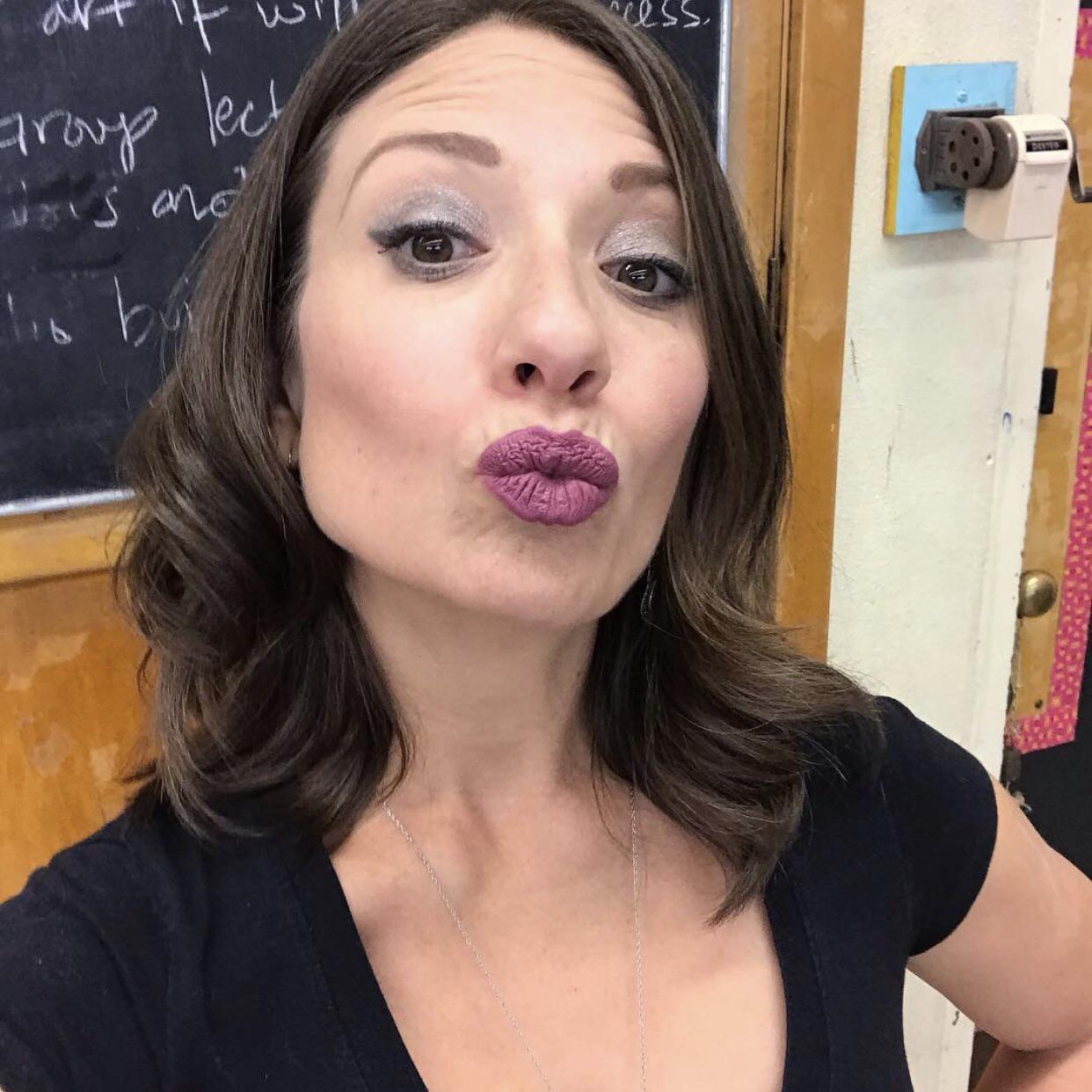 Those lips... | Scrolller