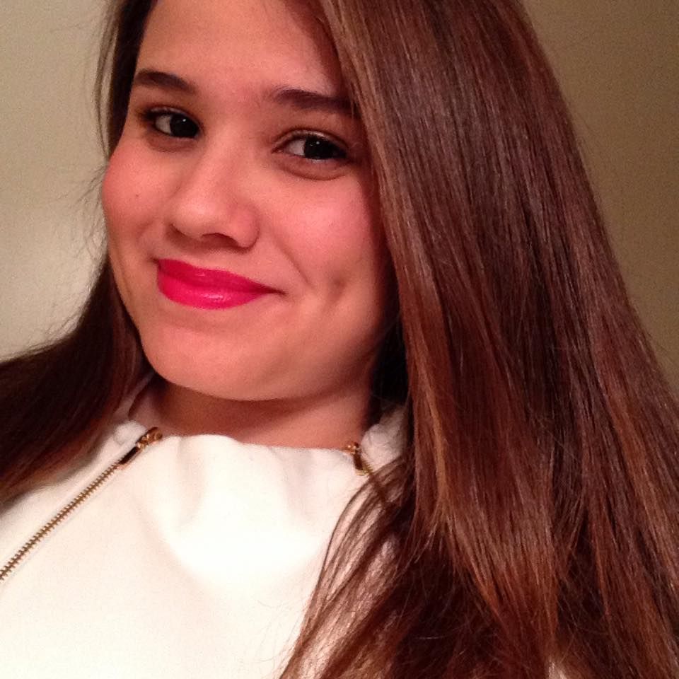 Thought The Lipstick Would Do Some Magic Scrolller