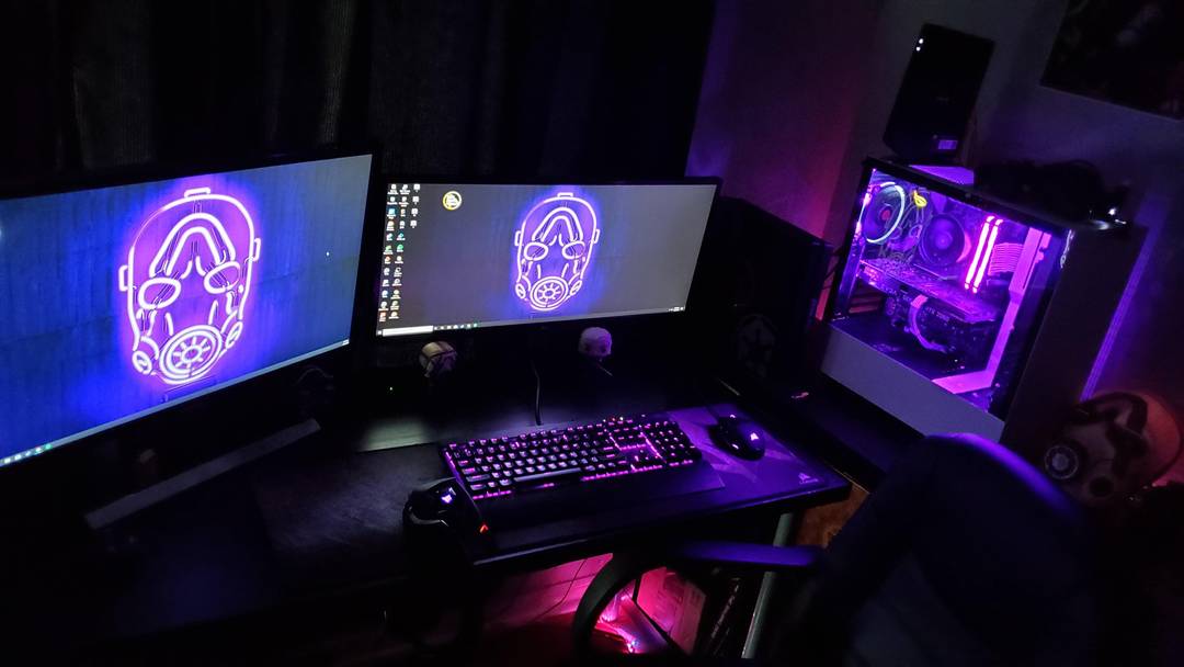 Thoughts on my finally completed setup? | Scrolller