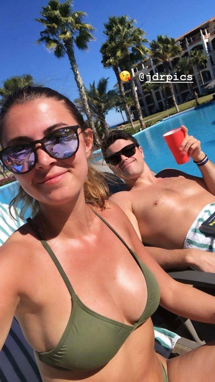 Throwback Fran | Scrolller