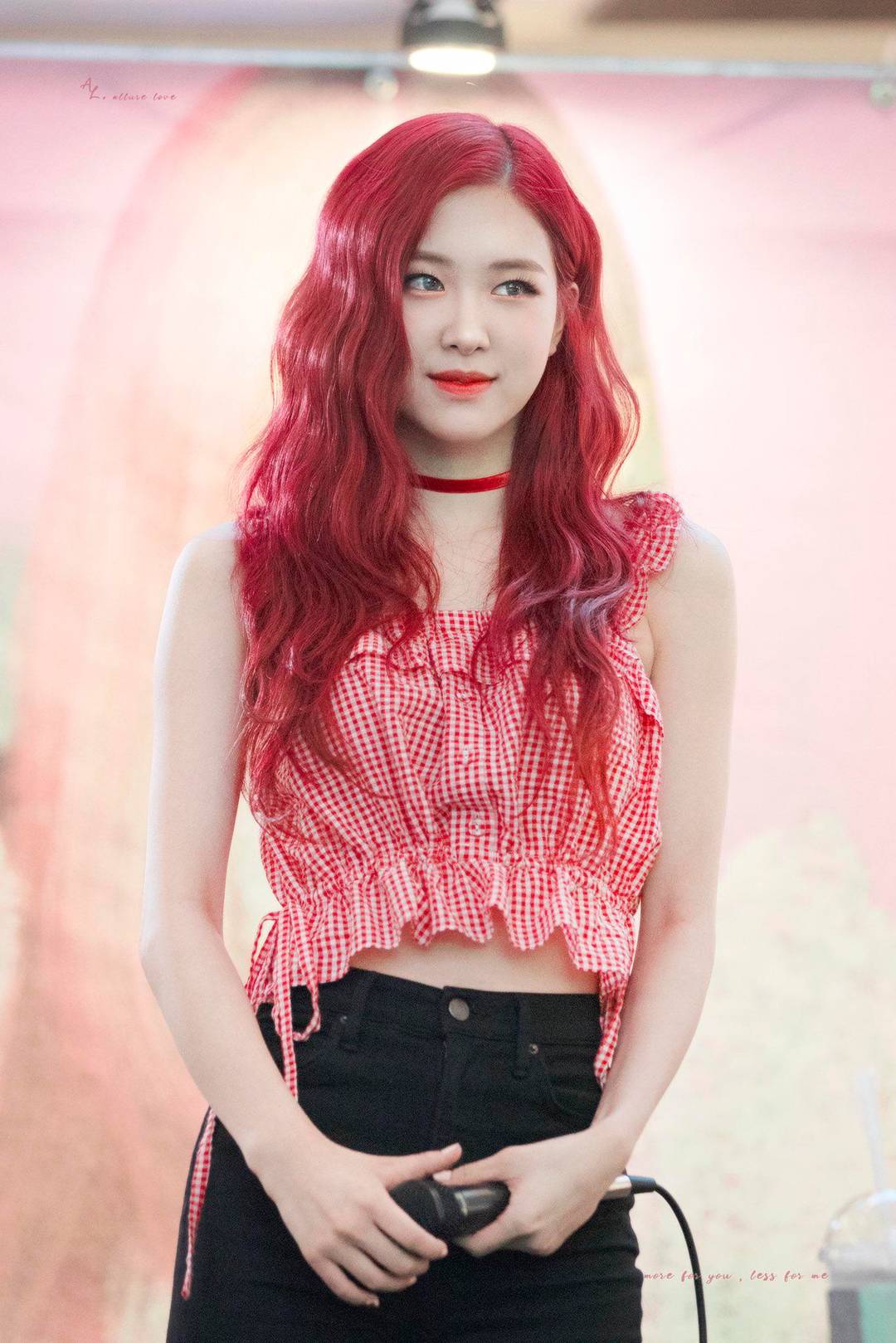 Throwback Red Head Rosé Scrolller