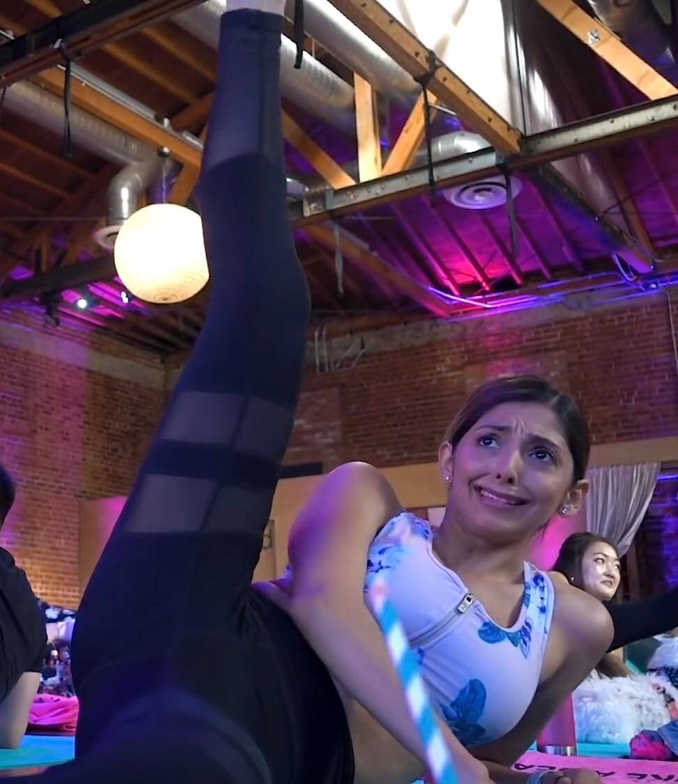 Tiff spreading her legs #3 | Scrolller