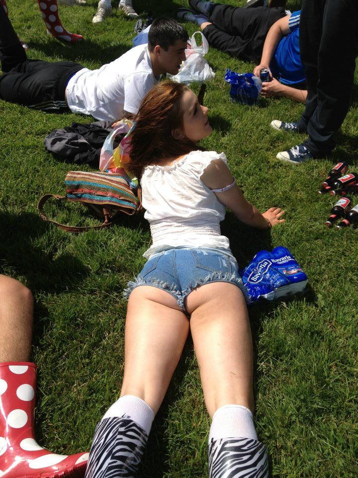 Tight shorts | Scrolller