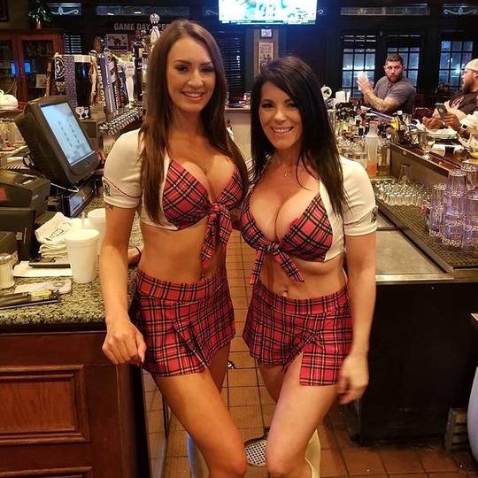 Tilted Kilt | Scrolller